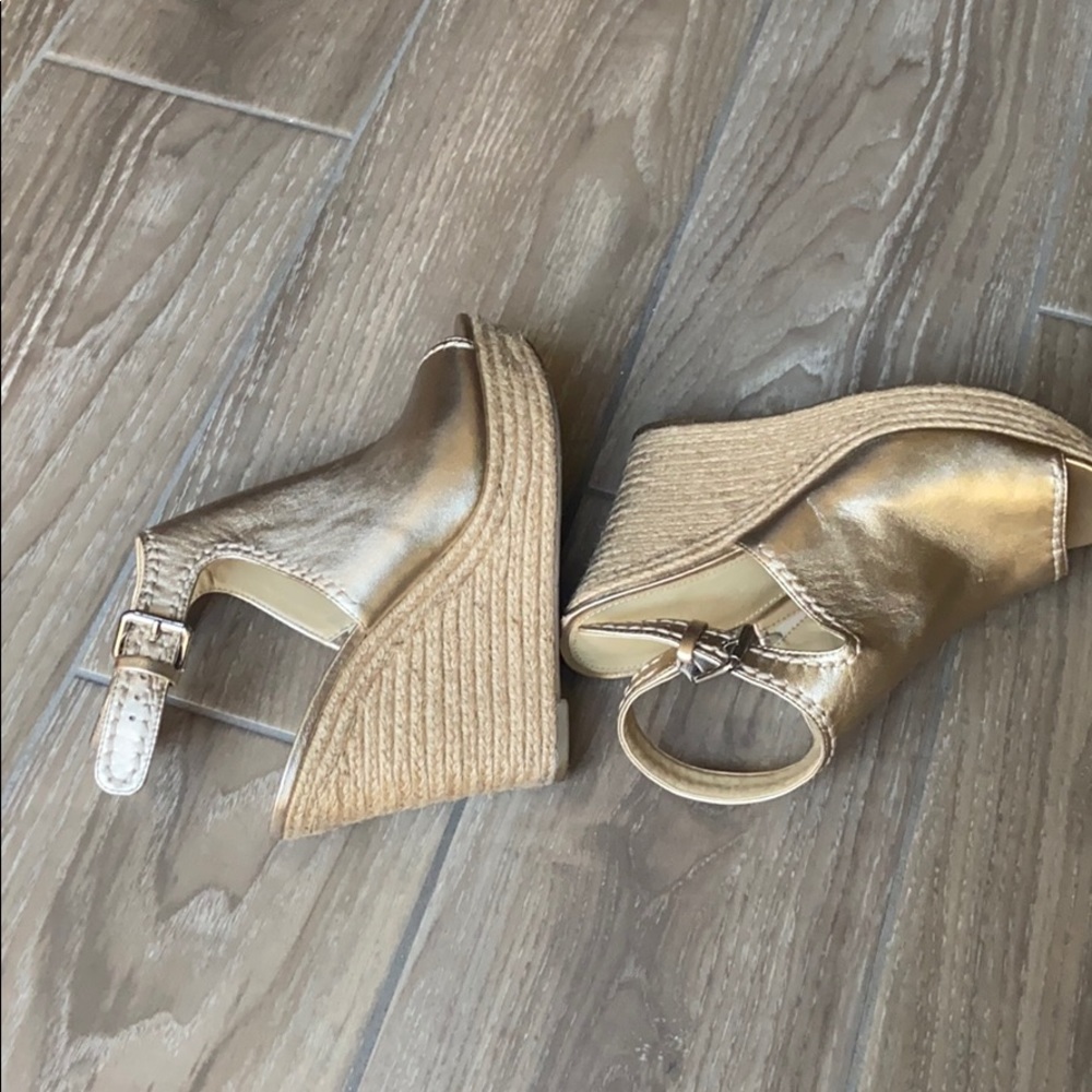 Marc Fisher Metallic Gold Espadrille Wedges - Gem